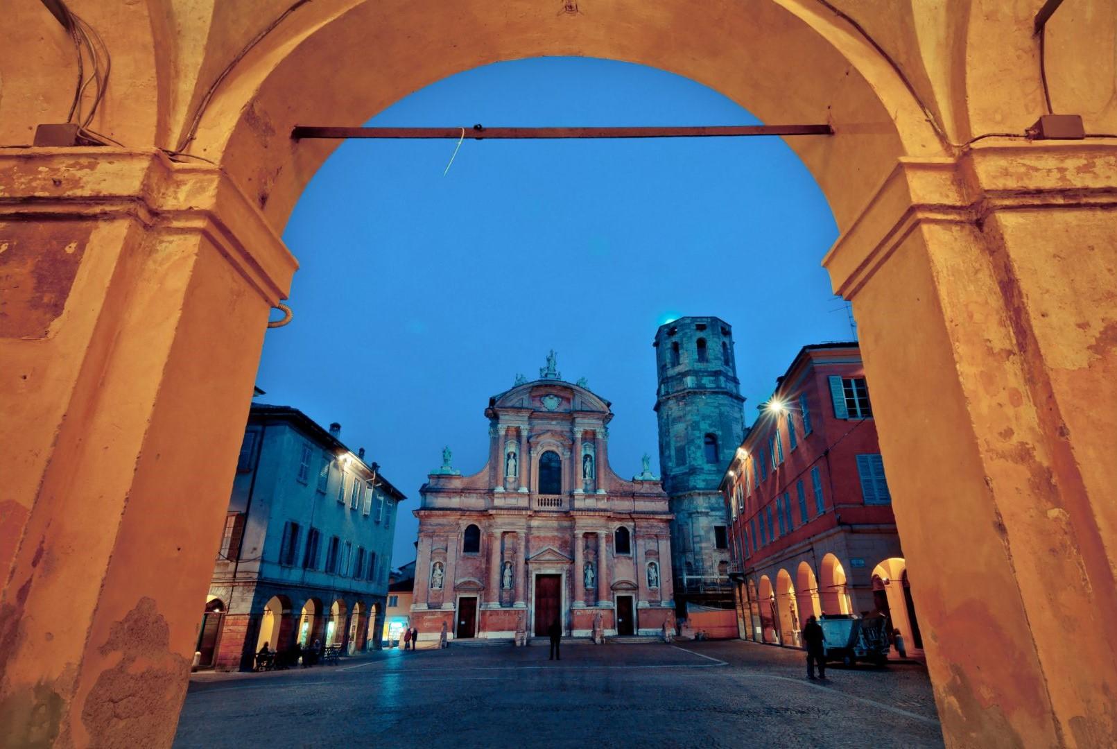 The Dark Side of Reggio: a tour of the city's crime history by Night ...