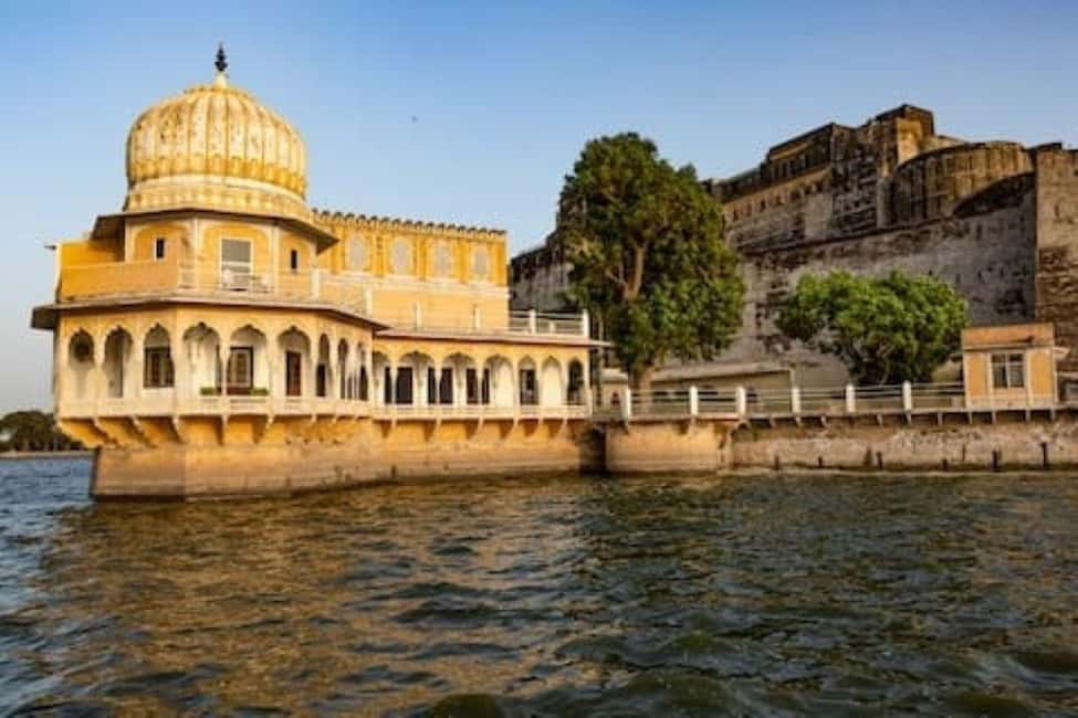 Kishangarh: City Palace, Phool Mahal, & Marble Tour | GetYourGuide