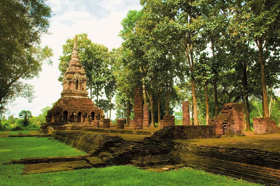 Chiang Rai Must-See Tour – 7 Icons, Lunch & Small Group(9pp) | GetYourGuide