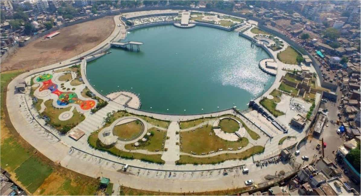 Surat: 1-Day Cultural and Historical Sightseeing Tour | GetYourGuide