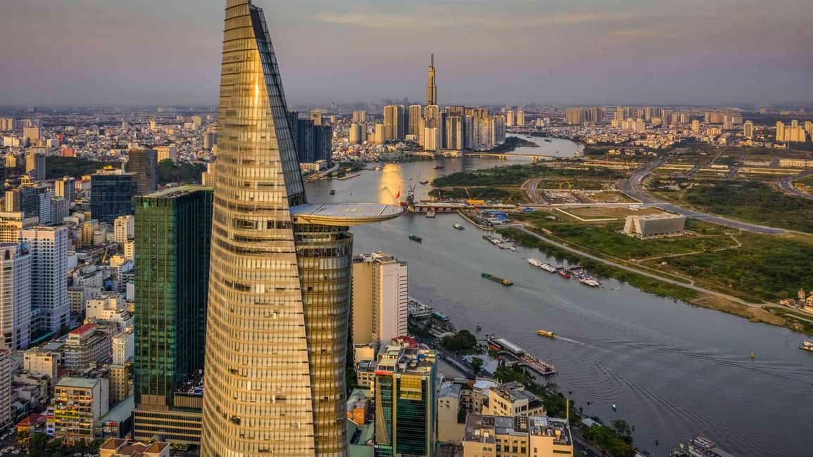 Ho Chi Minh : visite privée d'une journée complète et Bitexco Skydeck | GetYourGuide