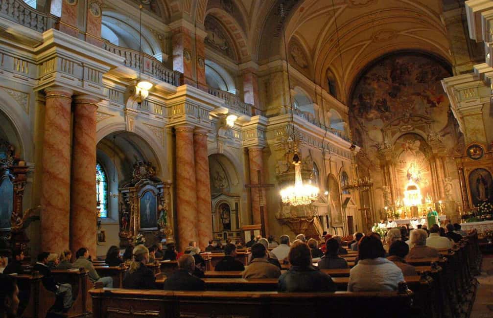 Barokk Nagyszeben: katolikus templom és a Brukenthal magánszalonok ...