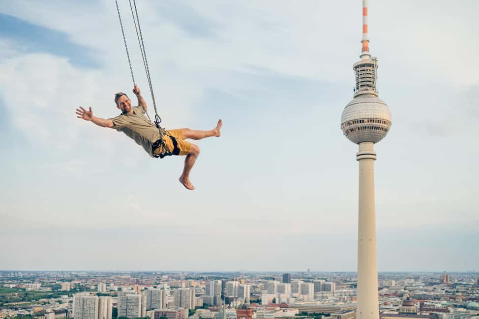 Berlin: Höchster Swing in Europa | GetYourGuide
