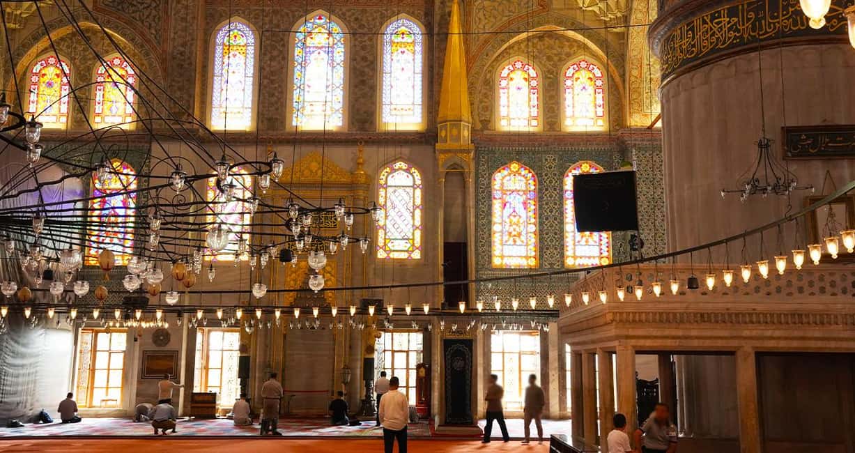 Hagia Sofia, Blå moskén – tur och biljett + valfri Basilica | GetYourGuide