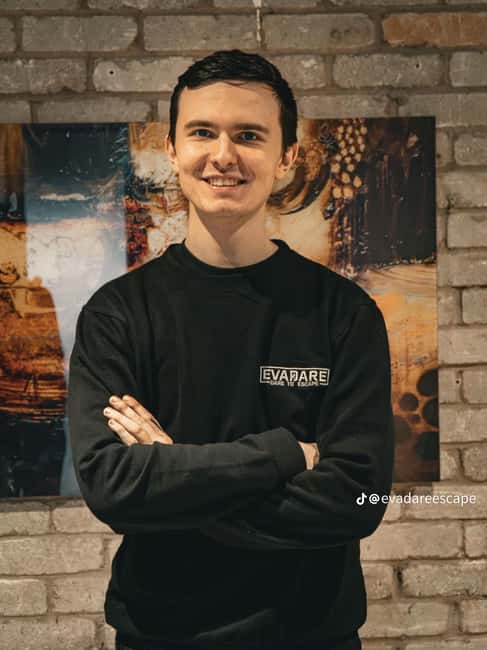 Edenfield, Bury: Escape Room Deception | GetYourGuide