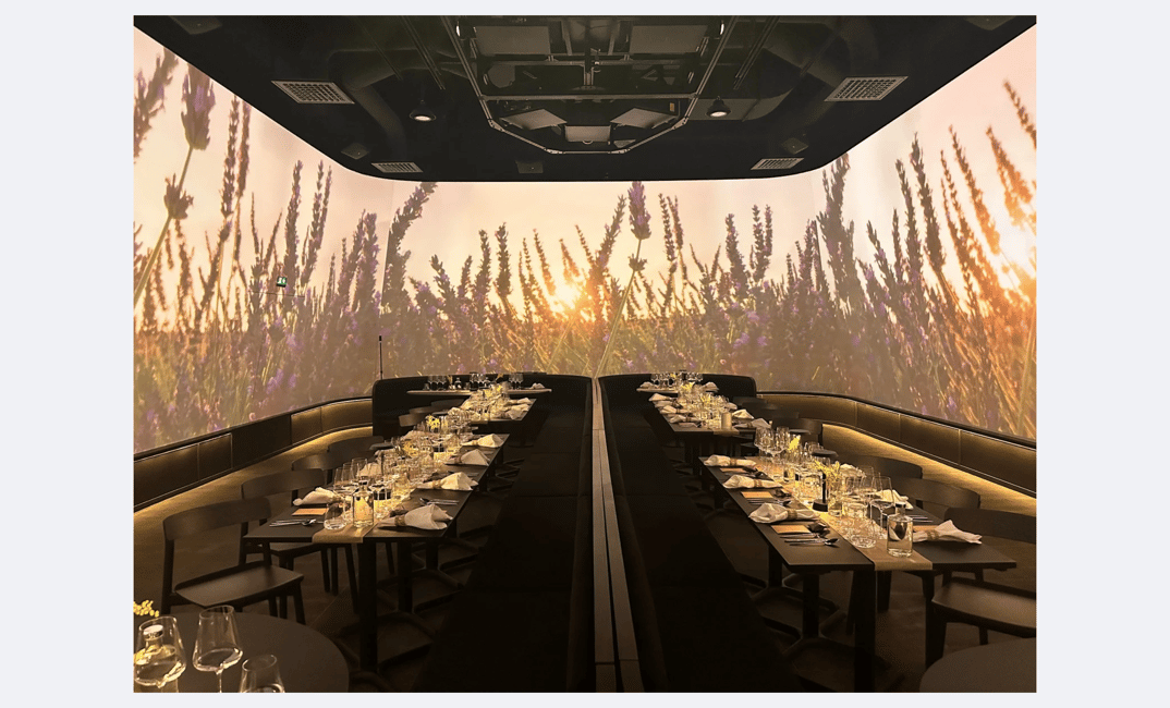 Paris : un dîner immersif de 7 plats rencontre l'art dans un cinéma ancien | GetYourGuide