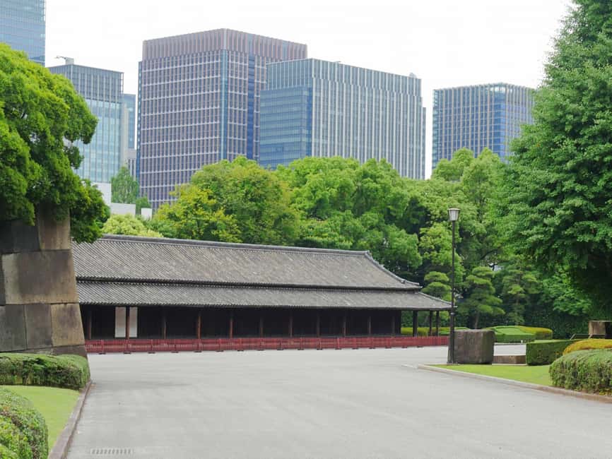 Tokyo: Shogun Tour of the Imperial Palace East Gardens | GetYourGuide