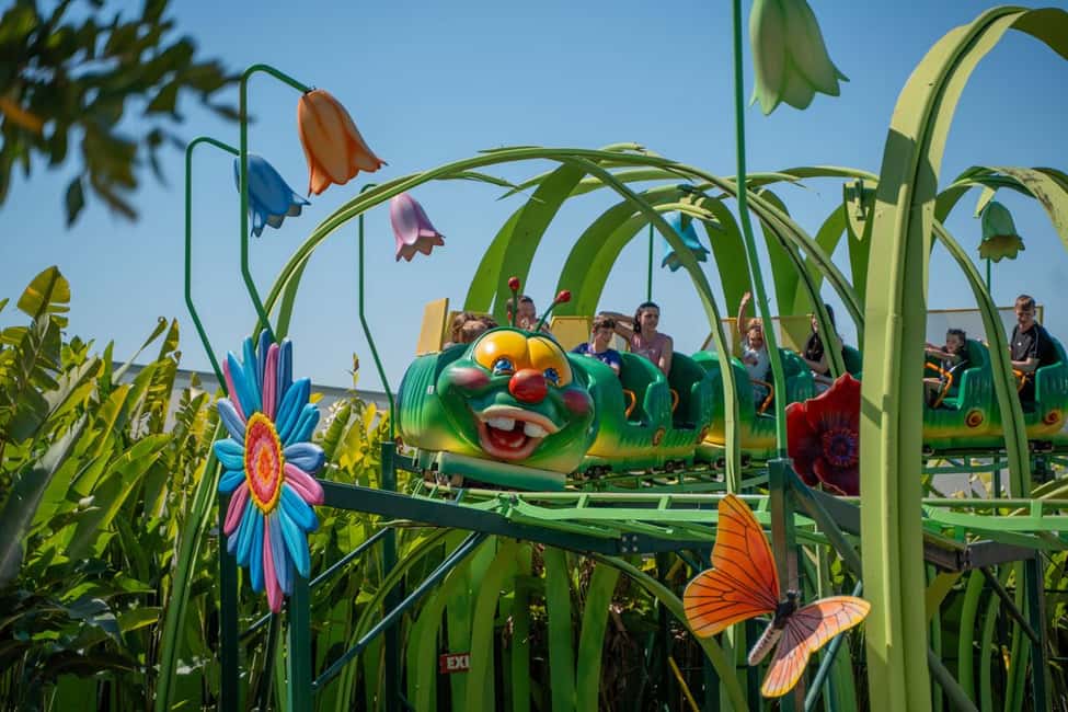 Sunshine Coast: Aussie World Theme Park Entry Ticket | GetYourGuide