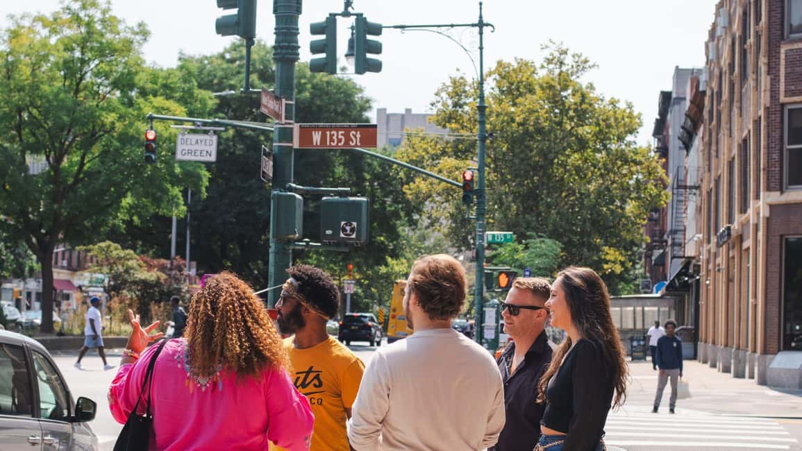 Soul of Harlem: Strivers Row, Apollo Theatre, Gospel History | GetYourGuide