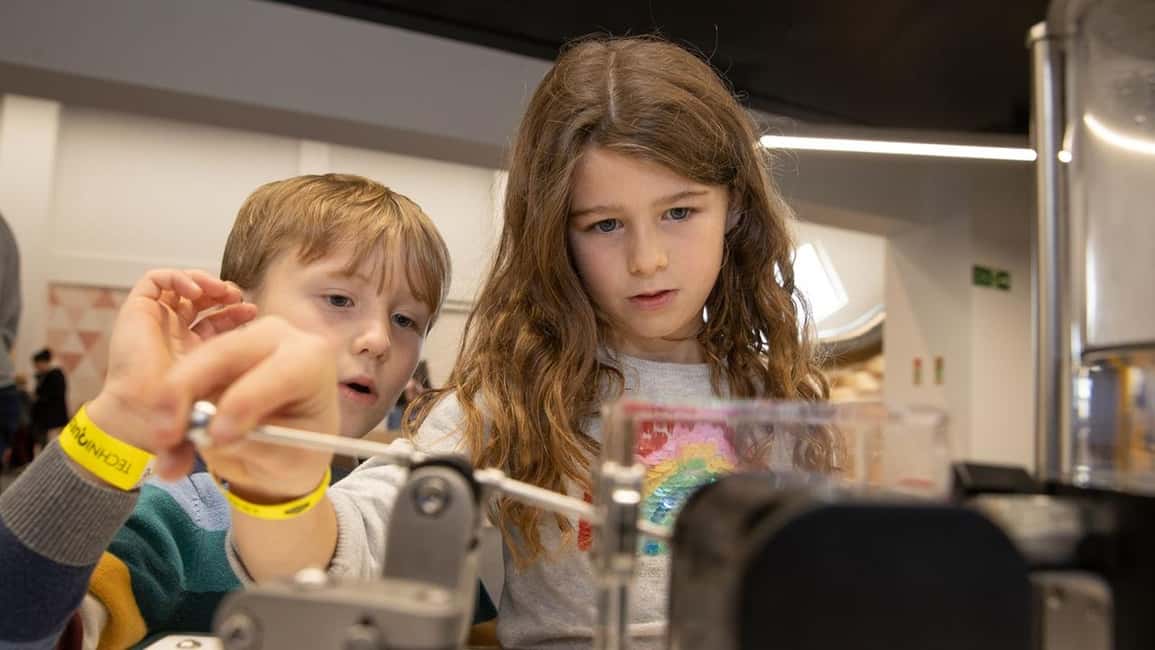 Cardiff: Techniquest Science & Discovery Centre Entry Ticket | GetYourGuide