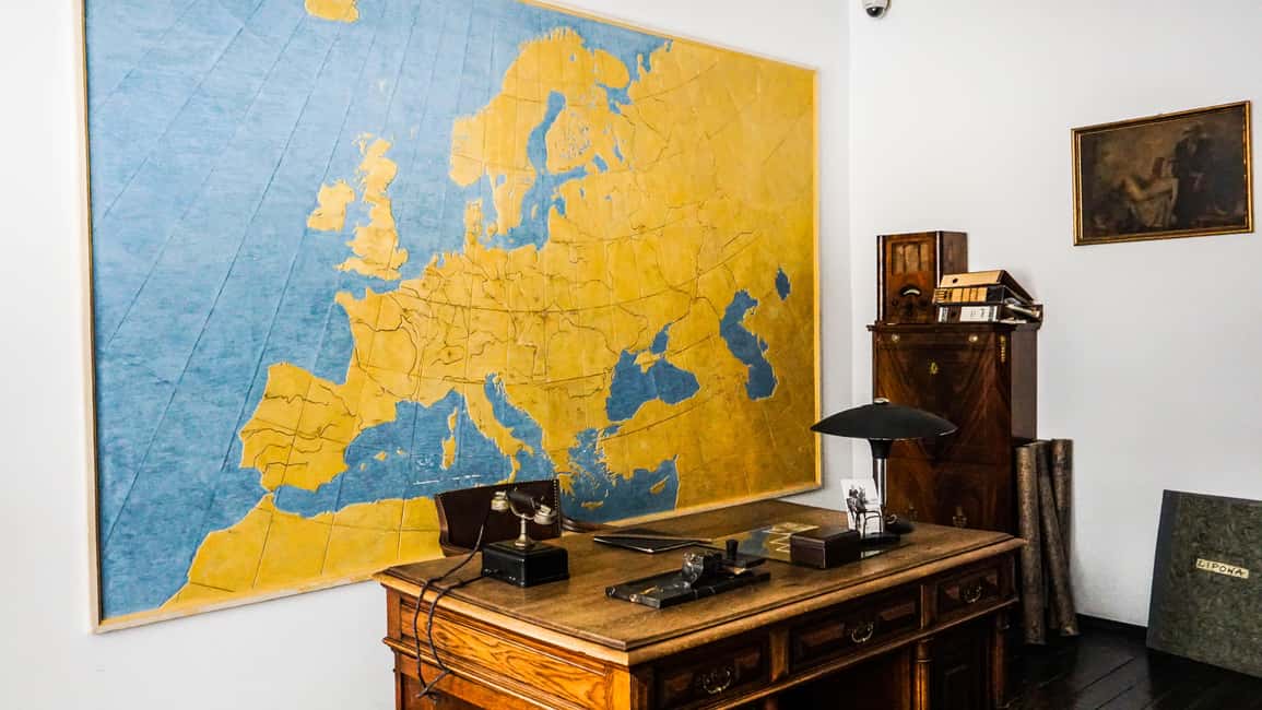 Krakow: Schindler's Factory Tour and Entrance Ticket | GetYourGuide