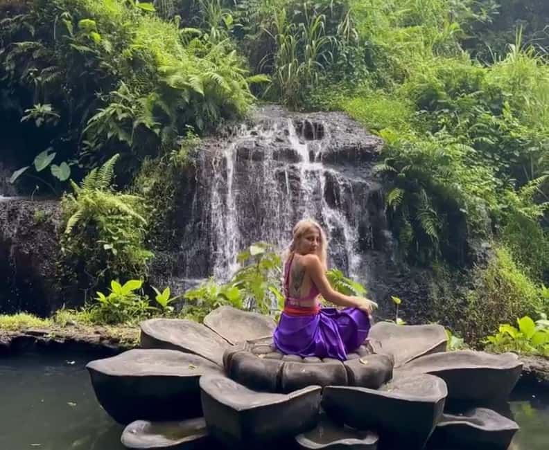Taman Beji Griya Waterfall: Holy Bathing/Soul Retreat Ritual | GetYourGuide