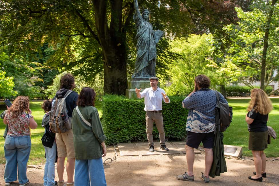 Explore Hemingway’s Paris with an Actor-Guide | GetYourGuide