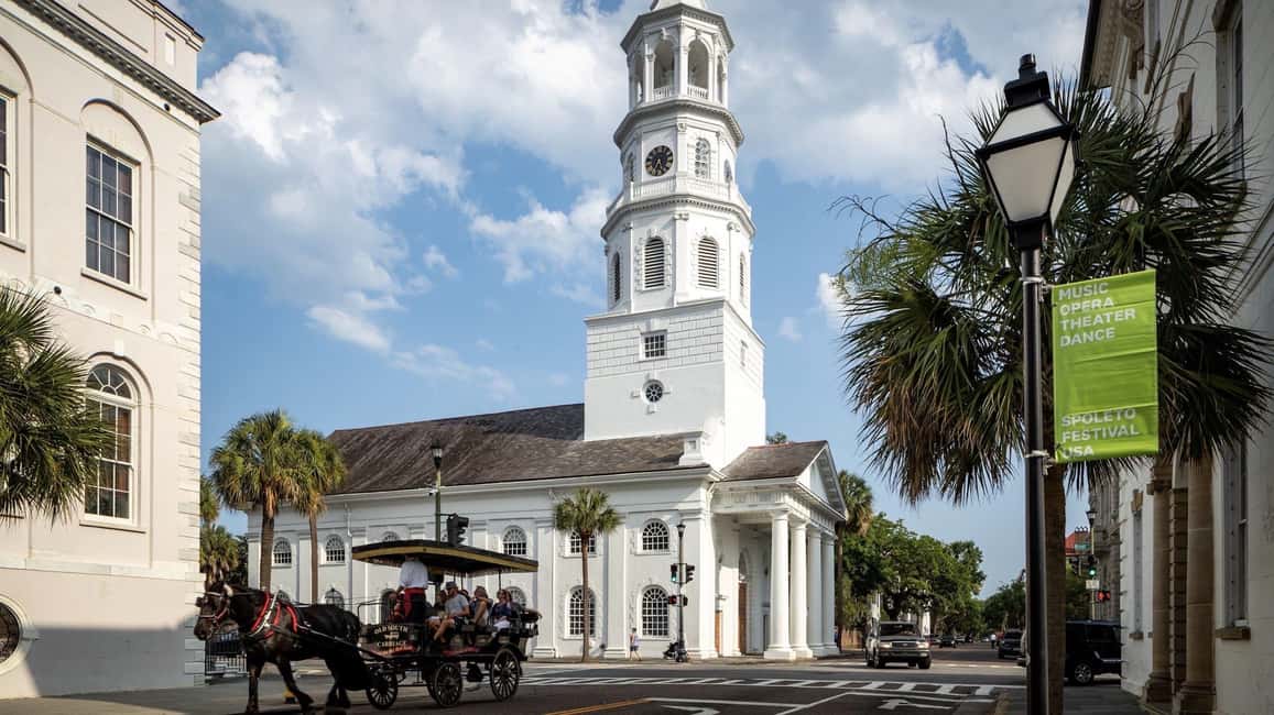 Charleston: History and Architecture Guided Walking Tour | GetYourGuide