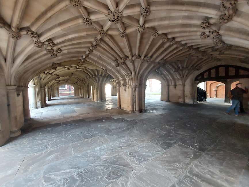 London: Legal Walking Tour of Inns of Court and Royal Courts | GetYourGuide