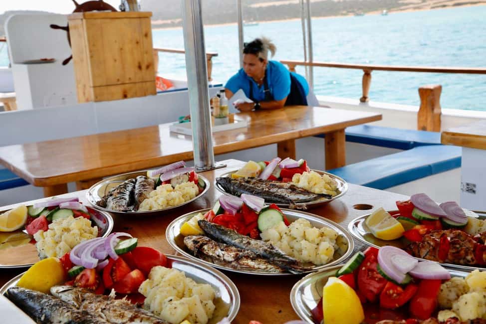 Paros Antiparos: Full-Day Boat Tour with Lunch & Drinks | GetYourGuide