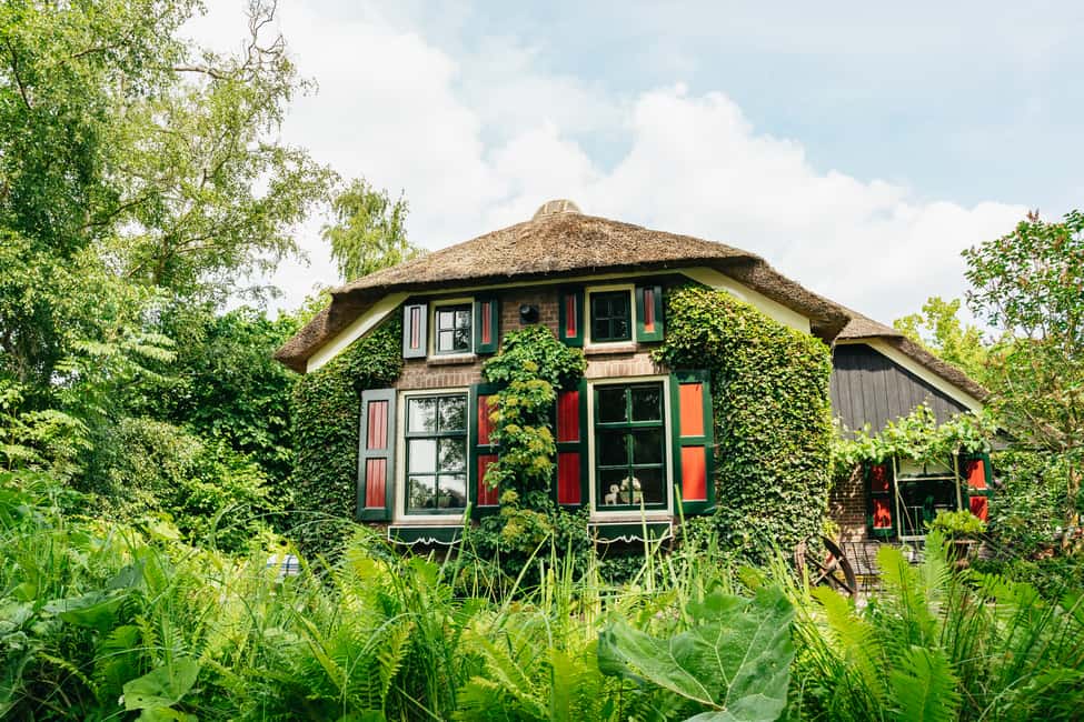 Giethoorn & Zaanse Schans Tour w/ Small Boat Ride | GetYourGuide