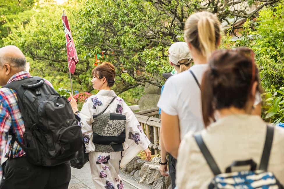 Night Walk in Gion: Kyoto's Geisha District | GetYourGuide