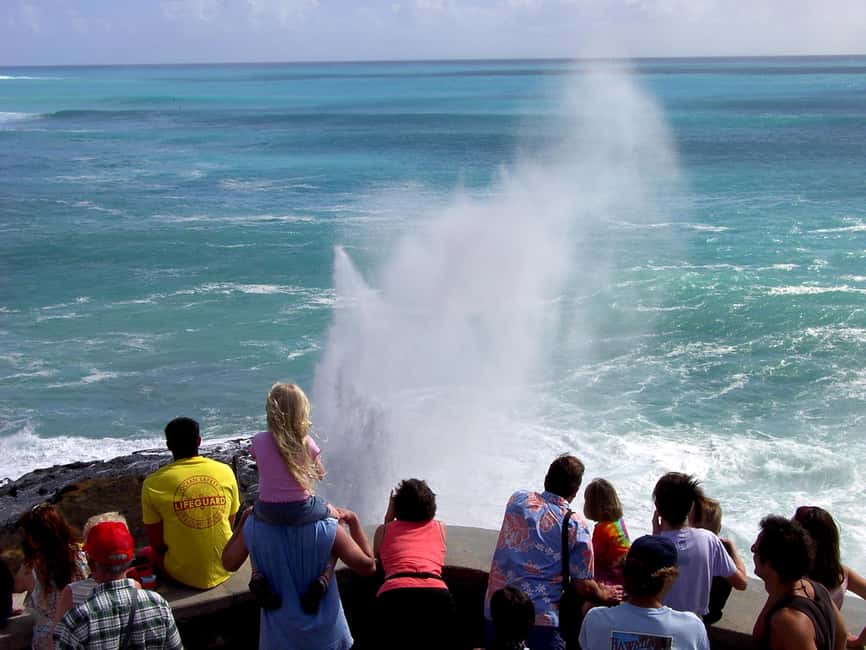 Oahu: Circle Island Tour with Lunch & Waimea Waterfall | GetYourGuide