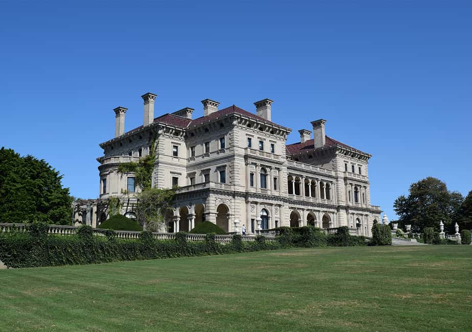 3 Hr Newport Mansions Trolley Tour with The Breakers Ticket | GetYourGuide