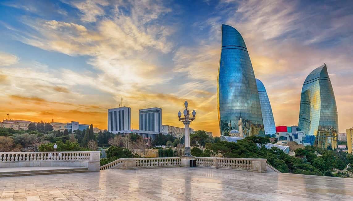 Best of Baku: 4-Hour City Tour Historic and Modern Landmarks | GetYourGuide