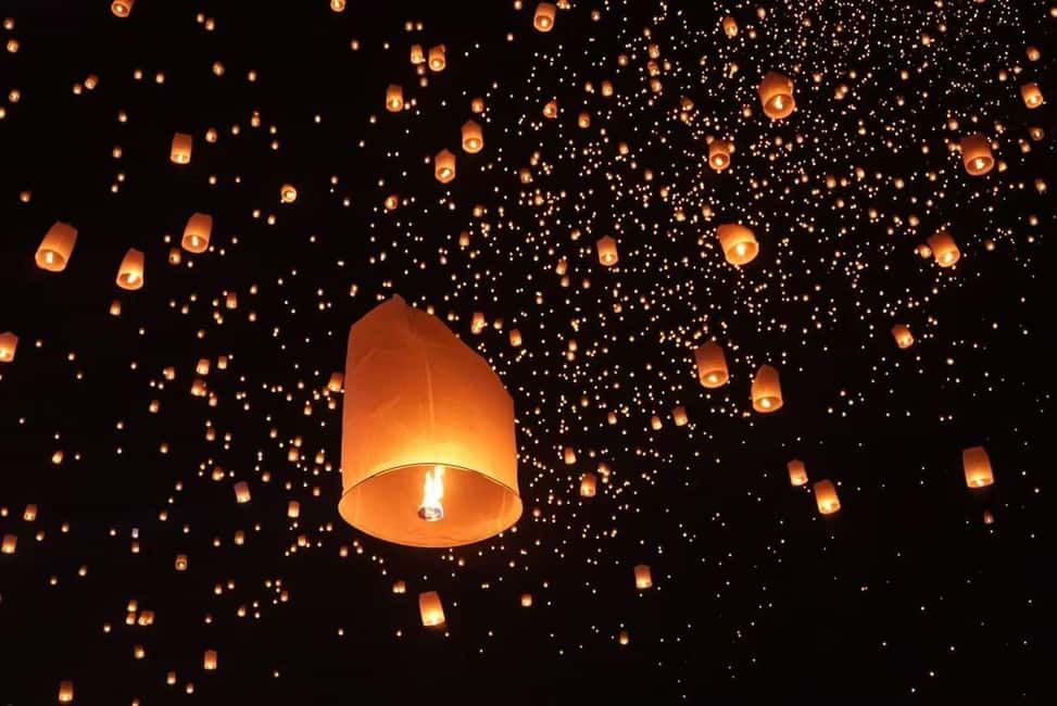 Chiang Mai Yi Peng Lantern Festival at Maejo University | GetYourGuide