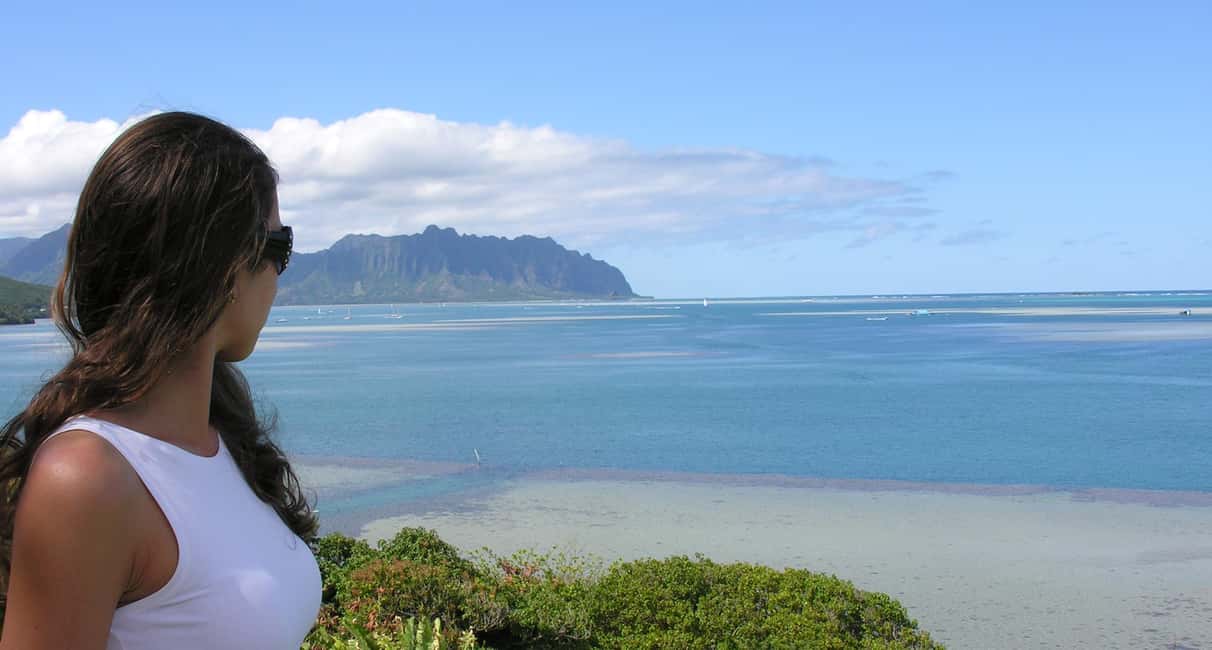 Oahu: Circle Island Tour with Lunch & Waimea Waterfall | GetYourGuide