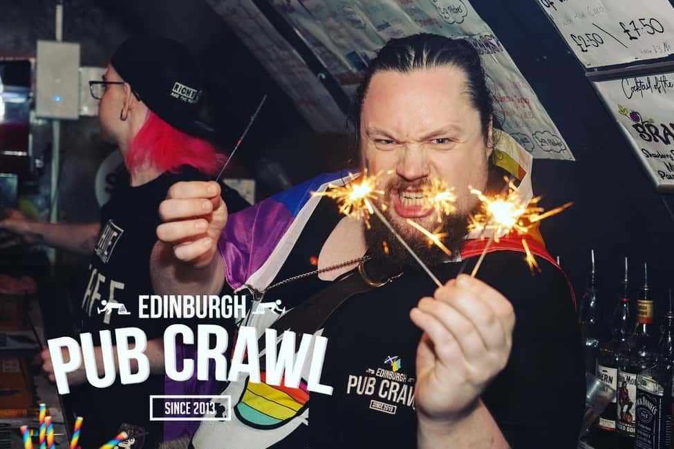 Edinburgh: Pub Crawl 7 Bars with 6 Shots | GetYourGuide