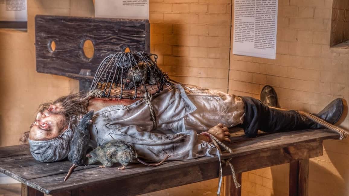 LA: Medieval Torture Museum Ticket with Ghost Hunting | GetYourGuide
