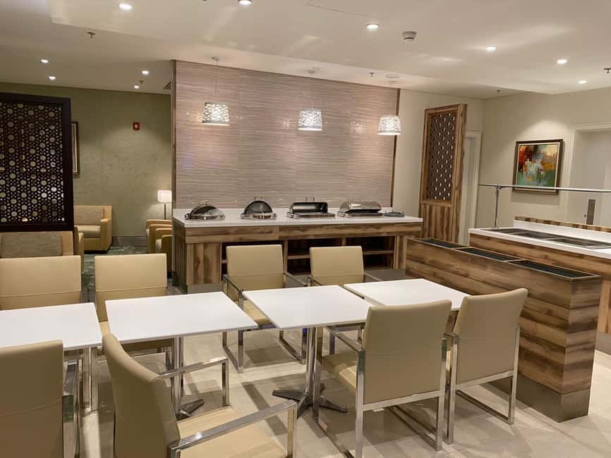 Jeddah Airport (JED): Premium Lounge Access | GetYourGuide