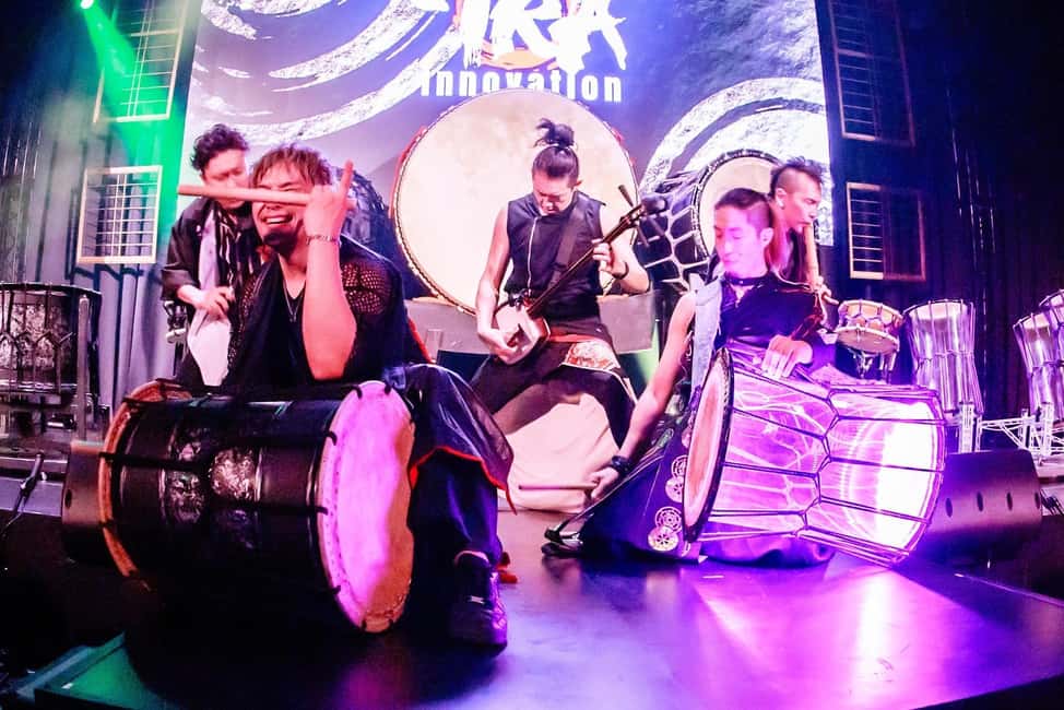 Osaka: UTAGE LIVE SHOW Japanese Instrument Performance Show | GetYourGuide