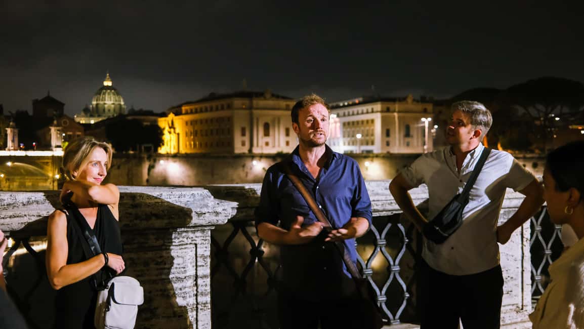 Secrets of Rome: Historical True Crime Small Group Tour | GetYourGuide