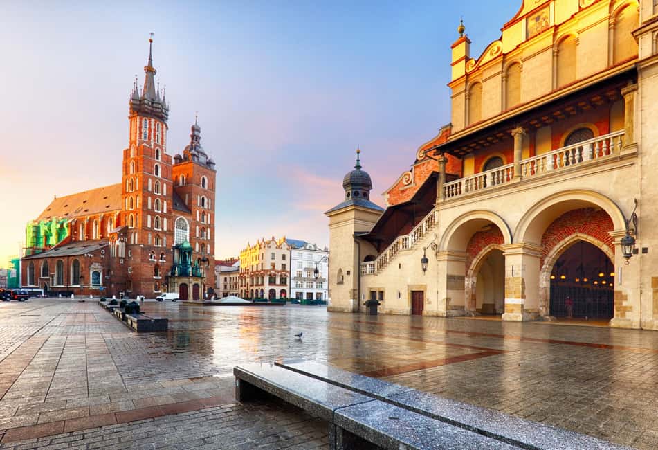 Krakow: Wawel Castle Guided Tour with Skip-The-Line Entry | GetYourGuide