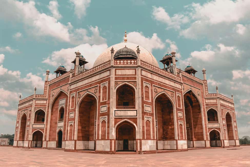 Delhi: Humayun’s Tomb & Museum Tour By Private Car | GetYourGuide