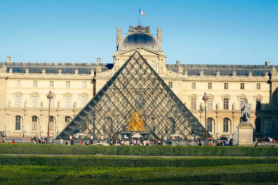 Paris: Skip-the-line Notre-Dame Cathedral, Louvre City Tour | GetYourGuide