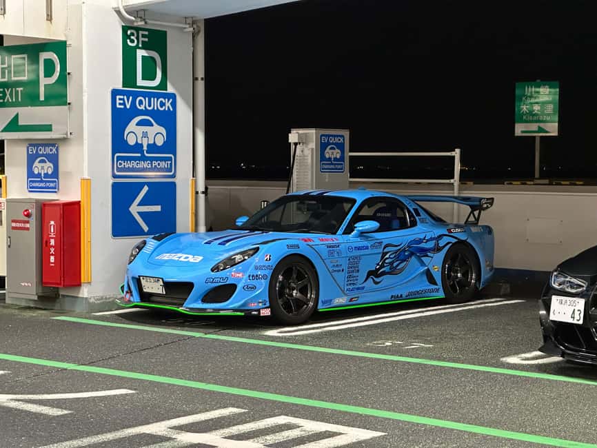 Daikoku JDM car meet experience in a GTR-R35 | GetYourGuide