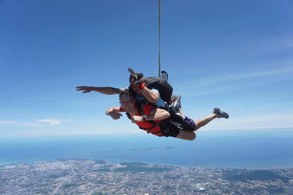Thailand: Tandem Skydive Over Bangkok & Pattaya | GetYourGuide