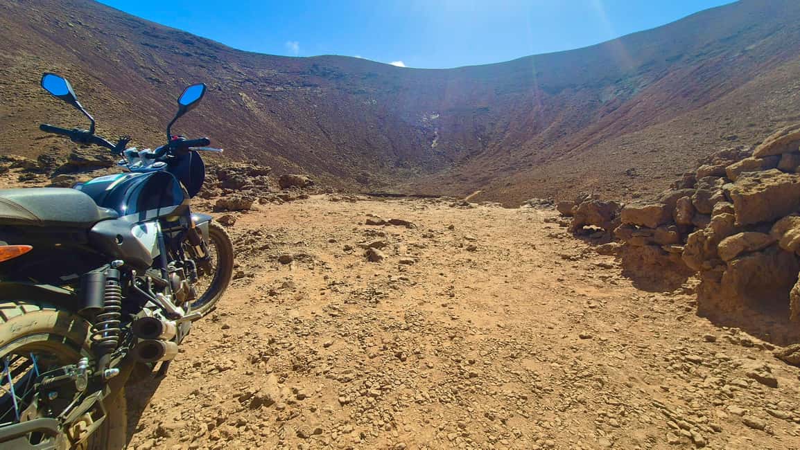 Fuerteventura: tour in moto 125cc alla scoperta delle montagne in ...