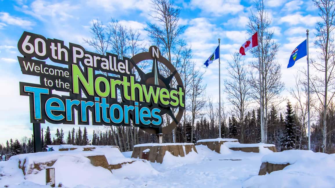 Yellowknife: Full-Day City Tour with Hotel Pickup | GetYourGuide