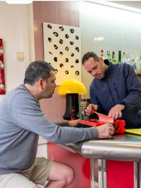 Barcelona: Letter Writing Experience on Vintage Typewriters | GetYourGuide