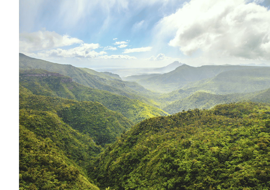 Celodenní výlet: soutěsky, vodopády, stezky, jezera, barevná zemina ...