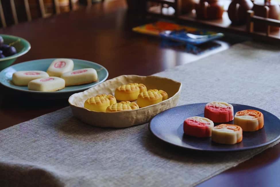 Beijing：Kung Fu Tea Ceremony&Calligraphy Cultural Experience | GetYourGuide