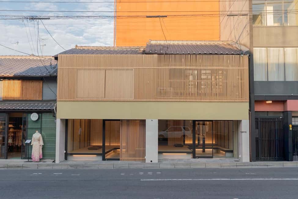 【OKADA】Kyoto Japanese Calligraphy experience (shodo) | GetYourGuide