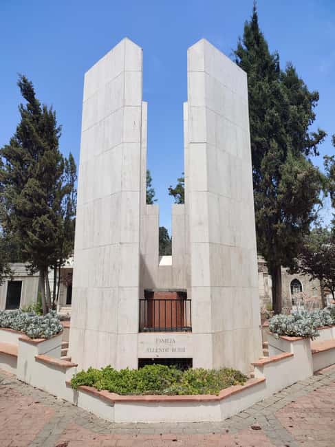 Santiago de Chile: General Cemetery with a local guide expert in ...