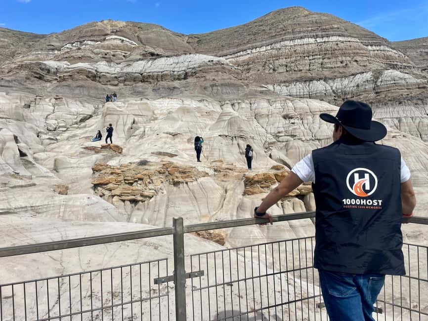 Day of Dinosaurs and Hoodoos From Calgary to the Badlands | GetYourGuide
