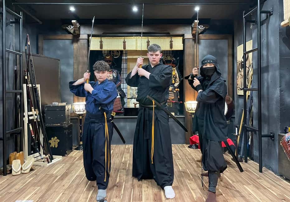 Tokyo: Samurai x Ninja Premium Seminar, 60 Min | GetYourGuide