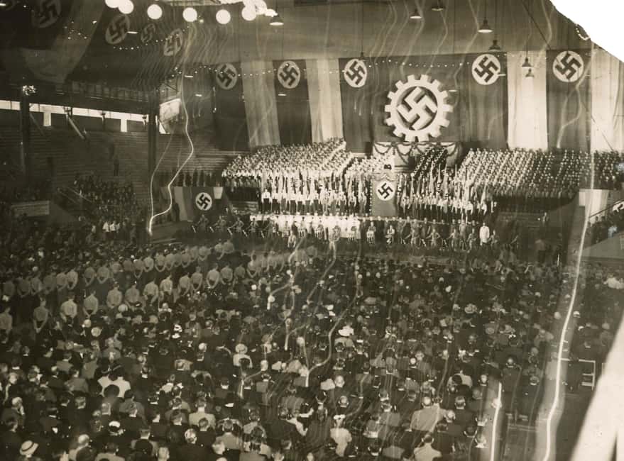 Nazis in Buenos Aires: a historical walking tour | GetYourGuide