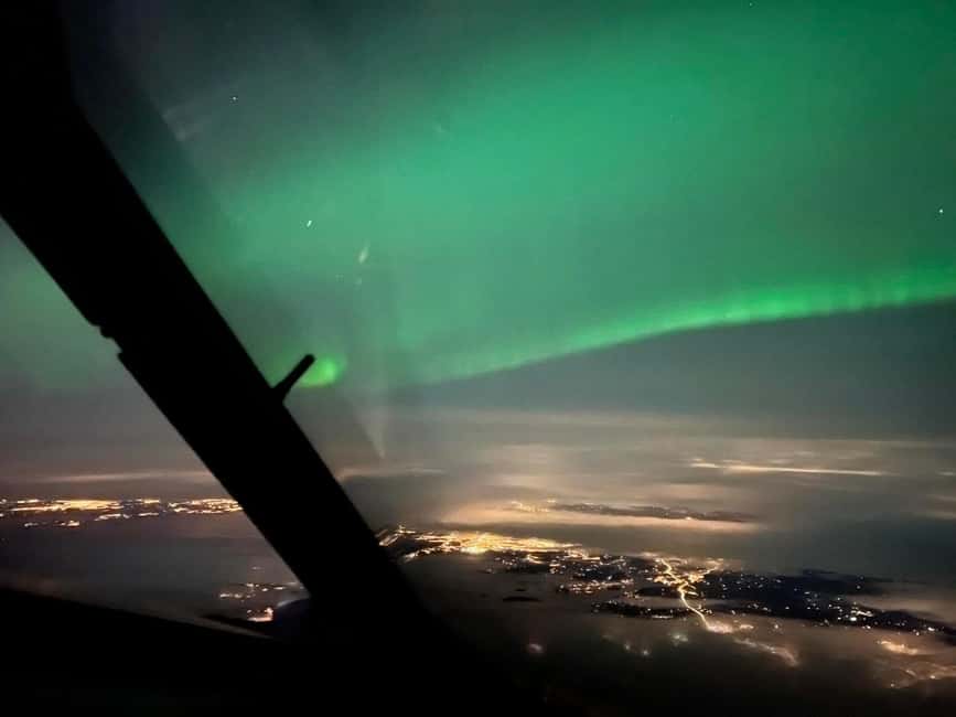 Tromsø: Northern Lights Bus Tour – Chase the Aurora Borealis | GetYourGuide