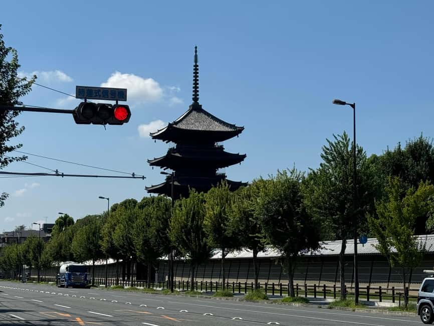 Kyoto: Tour guiado do Templo Toji com Pagode de 5 andares | GetYourGuide