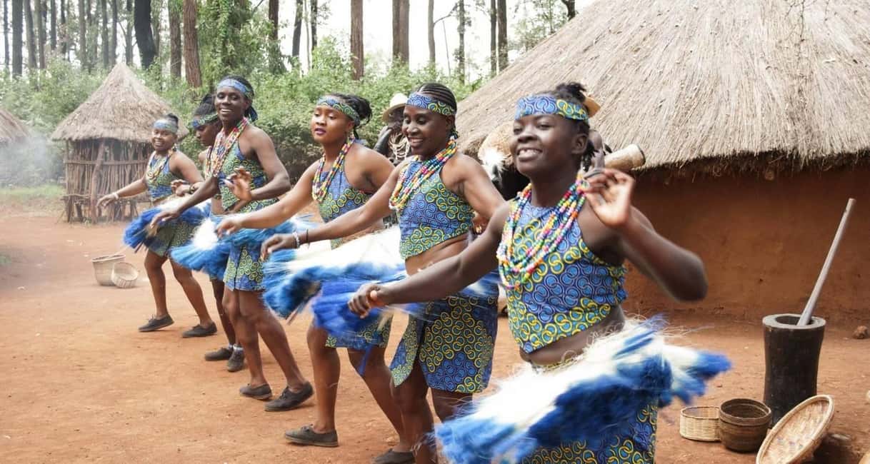 Nairobi: Bomas of Kenya Traditional Dance and acrobatic show | GetYourGuide